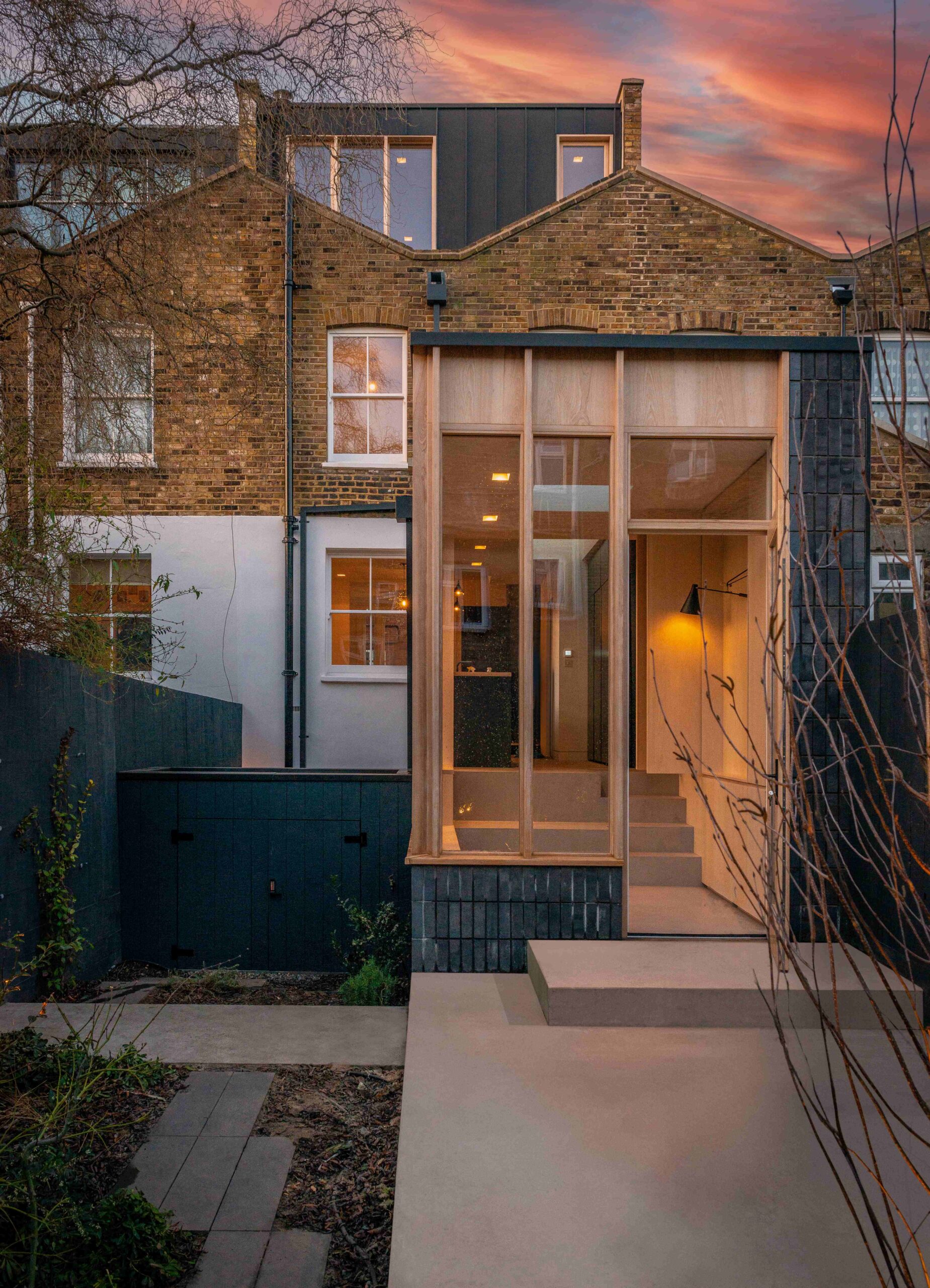 Twin House Battersea, London - Dobuild